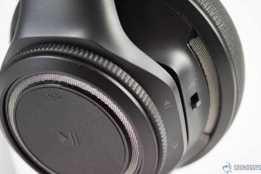 Plantronics BackBeat PRO Review