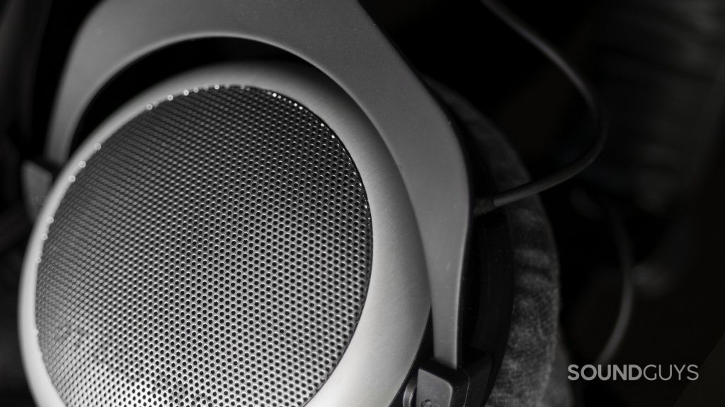 Beyerdynamic DT 880 PRO review: Great pro-sumer cans - SoundGuys