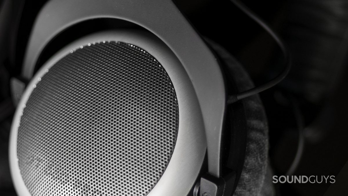 Beyerdynamic DT 880 PRO review: Great pro-sumer cans - SoundGuys