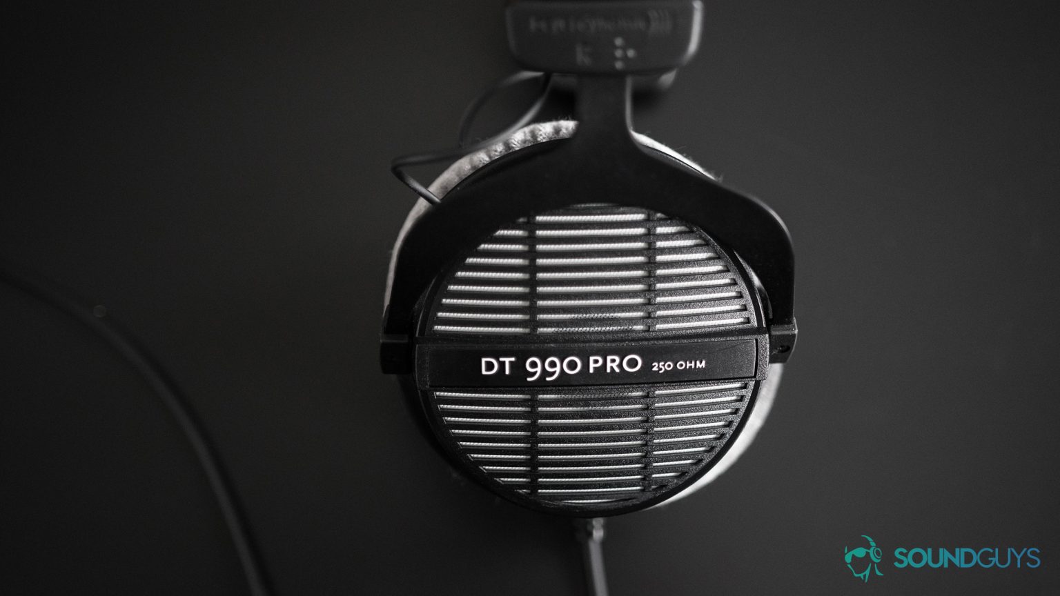 Beyerdynamic DT 990 PRO review - SoundGuys