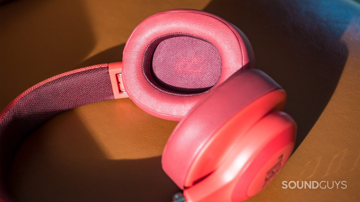 JBL E55BT review - SoundGuys