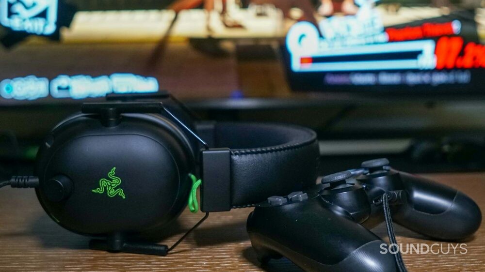 Logitech G Pro X vs Razer BlackShark V2 - SoundGuys