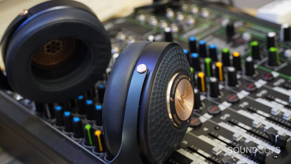 What is a microphone preamp and should you get one? - SoundGuys
