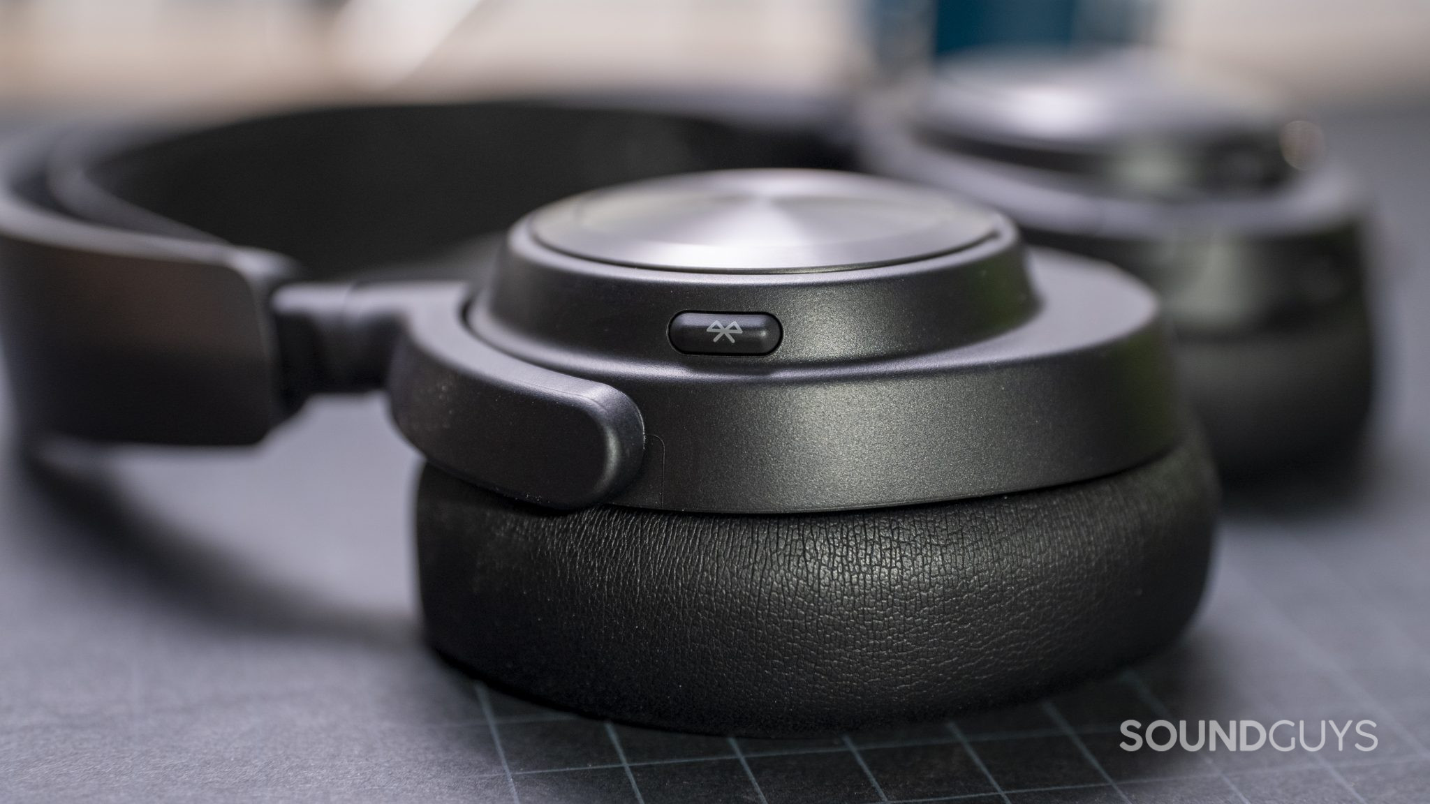 SteelSeries Arctis Nova Elite vs Nova Pro: Should you upgrade? - SoundGuys