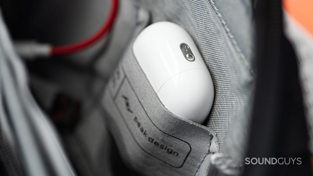 Best noise canceling headphones for airplanes in 2024 - SoundGuys