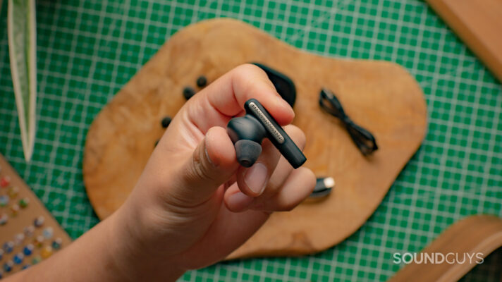 Poly Voyager Free 60+ UC review - SoundGuys