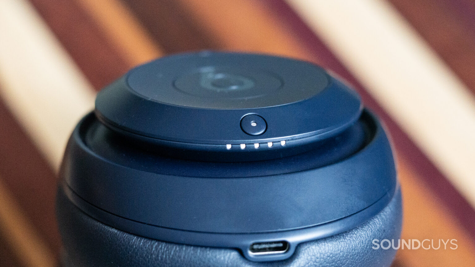 How to pair Beats Studio Pro headphones - SoundGuys