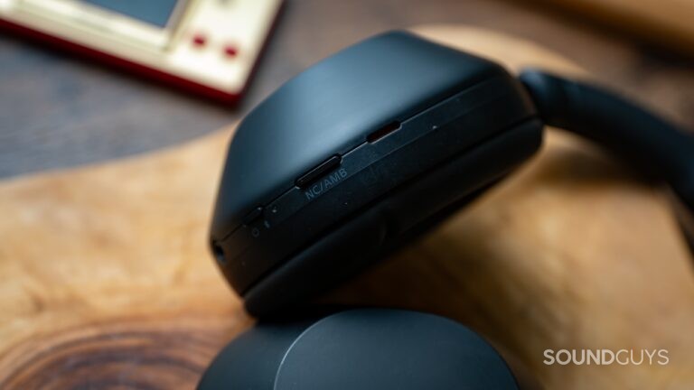 Sony ULT WEAR vs Sony WH-1000XM5 - SoundGuys