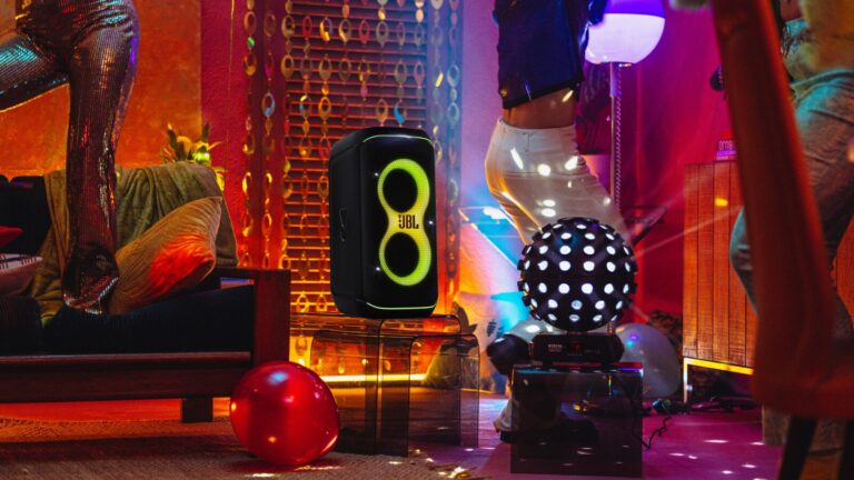 JBL's new PartyBox speakers bring AI to the party scene - SoundGuys