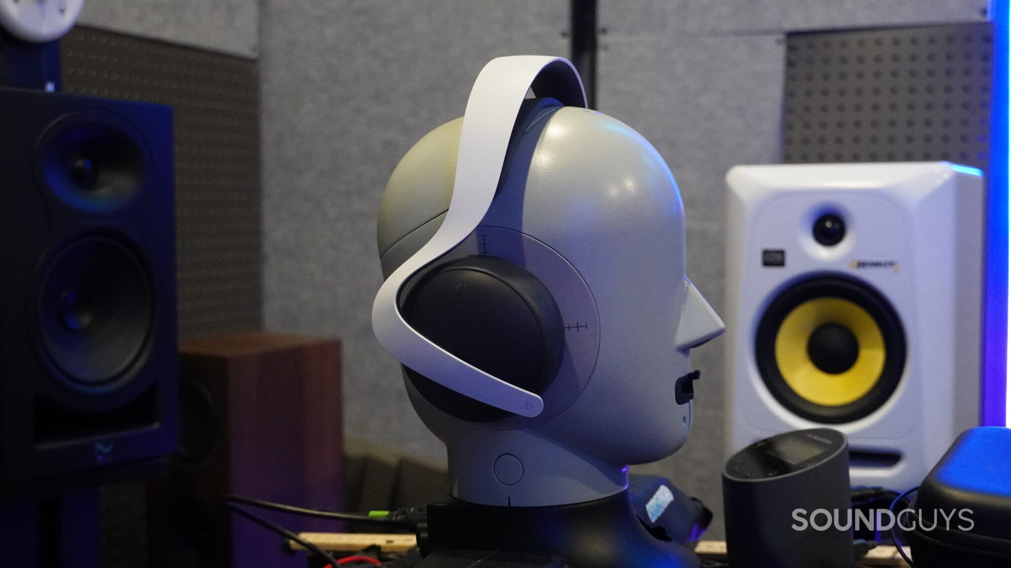 Best noise canceling gaming headsets in 2025 - SoundGuys