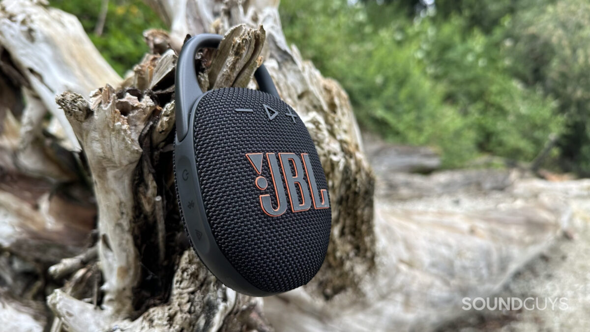 JBL Clip 5 vs. JBL Go 4: Which portable Bluetooth speaker should you ...