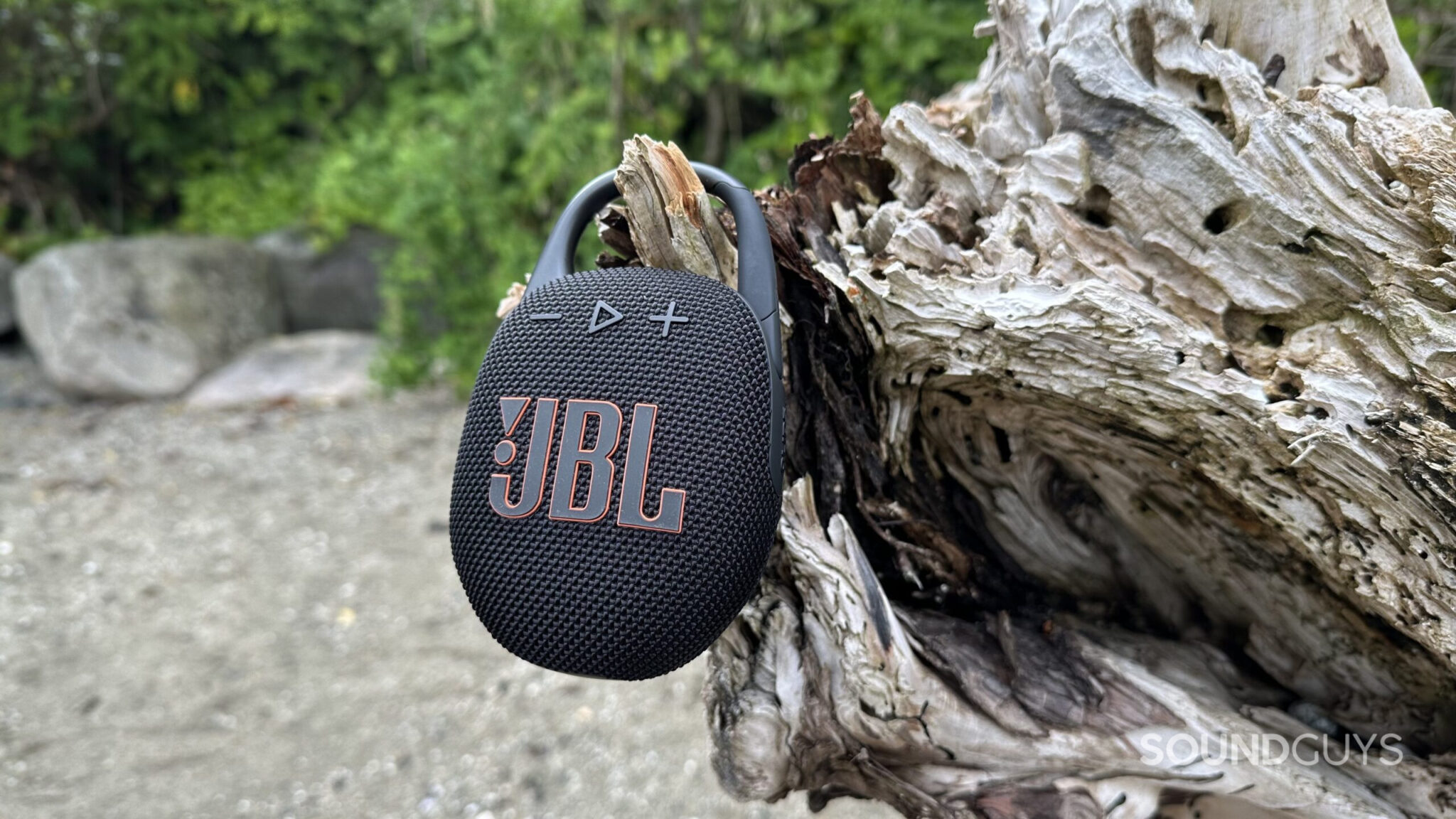 JBL Clip 5 review - SoundGuys