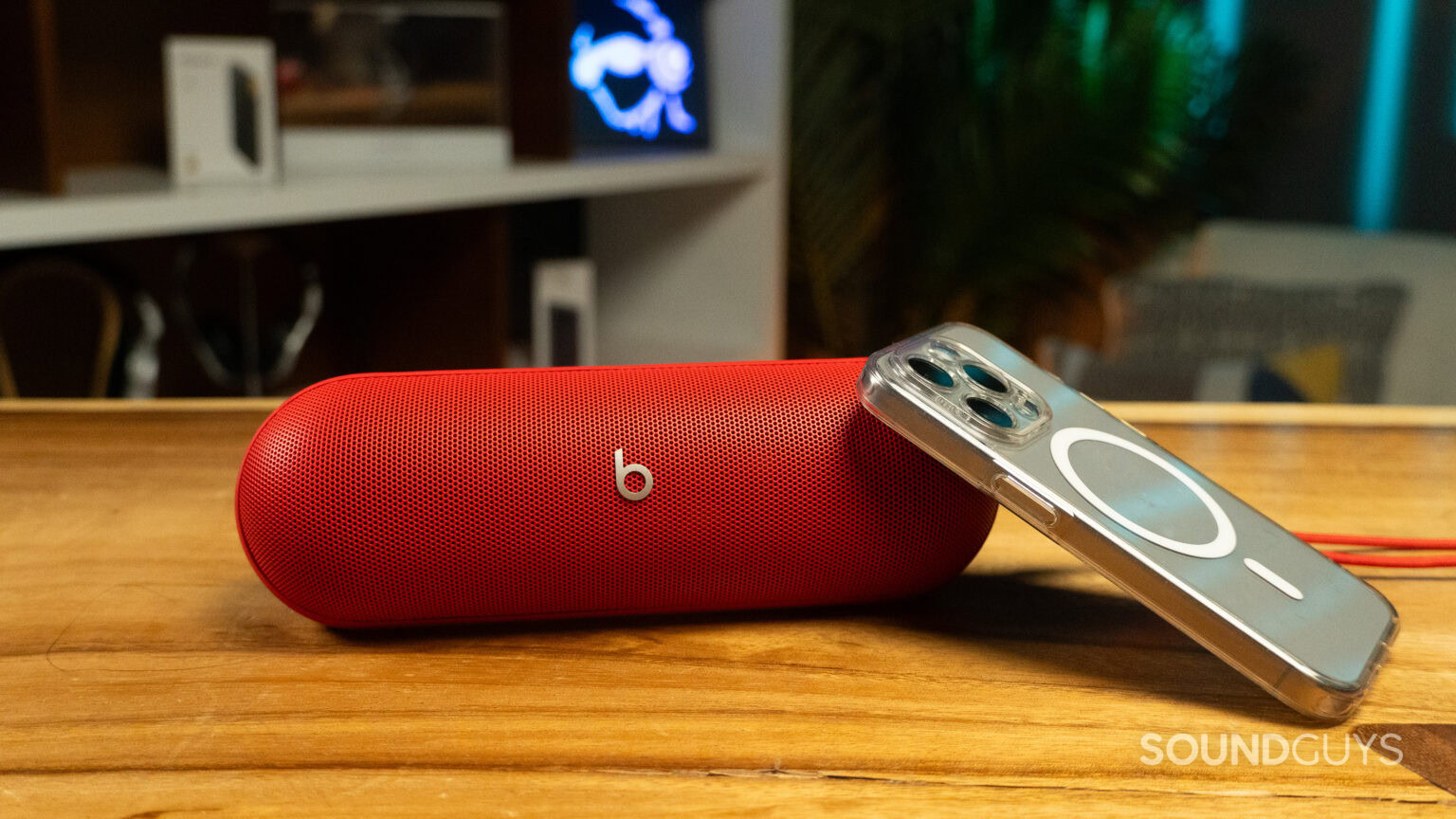 Beats Pill vs JBL Flip 6: A new portable speaker champion? - SoundGuys