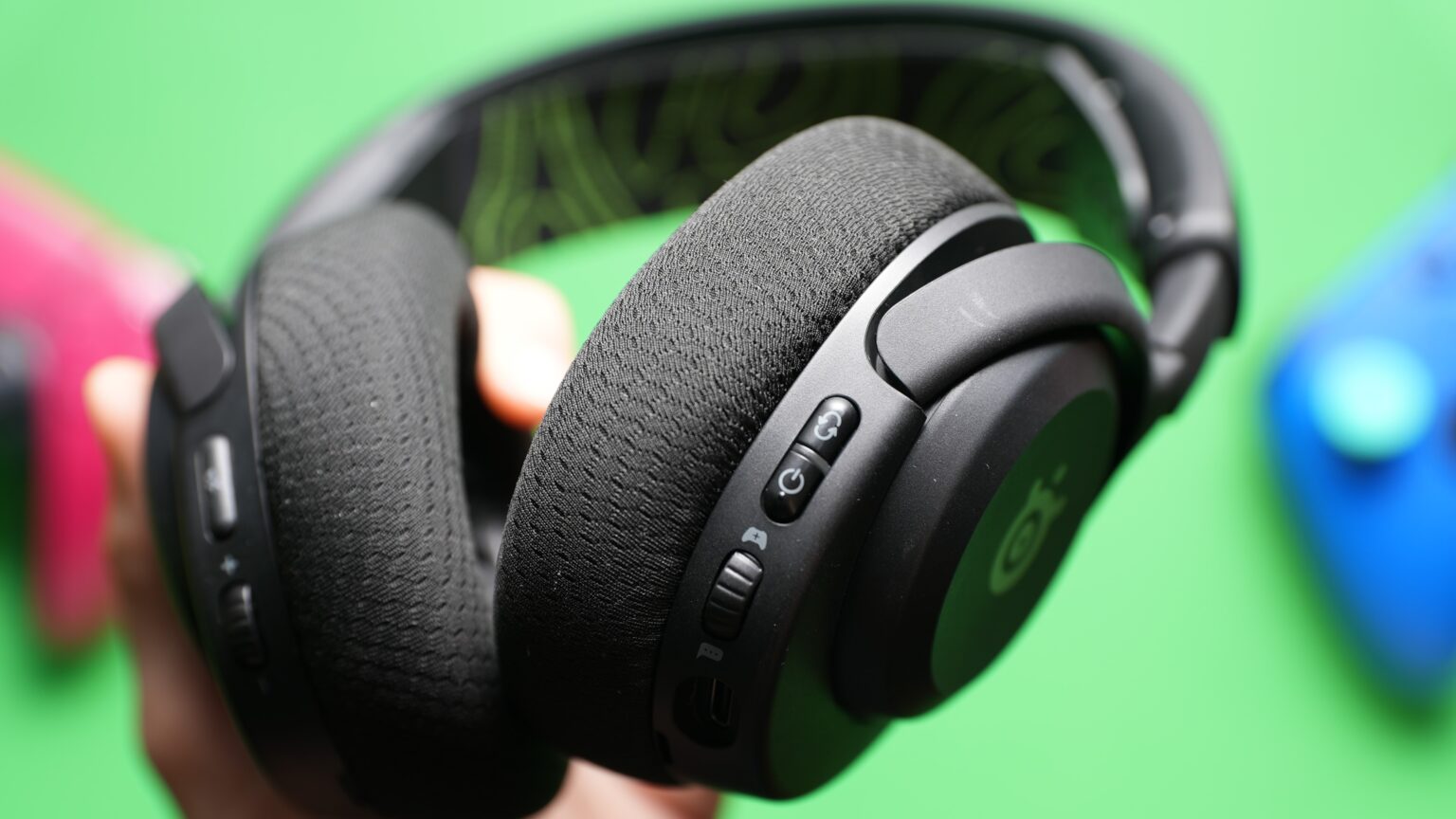 SteelSeries Arctis Nova 5X review: One gaming headset to rule them all ...