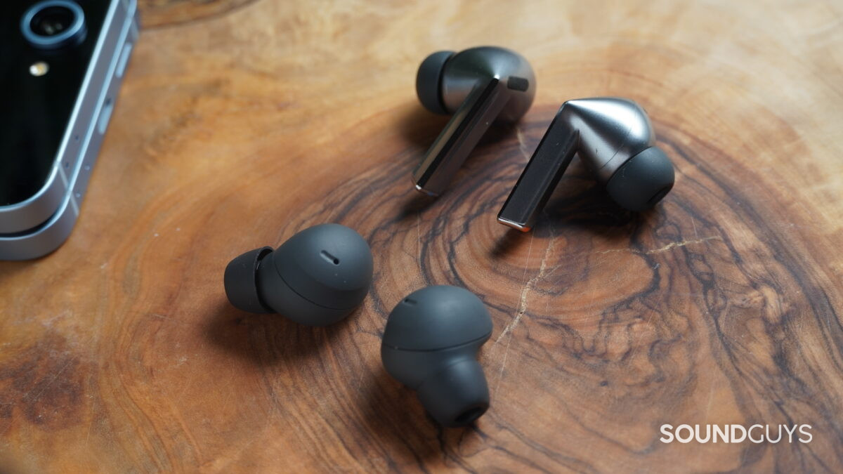Samsung Galaxy Buds3 Pro vs Galaxy Buds2 Pro - SoundGuys