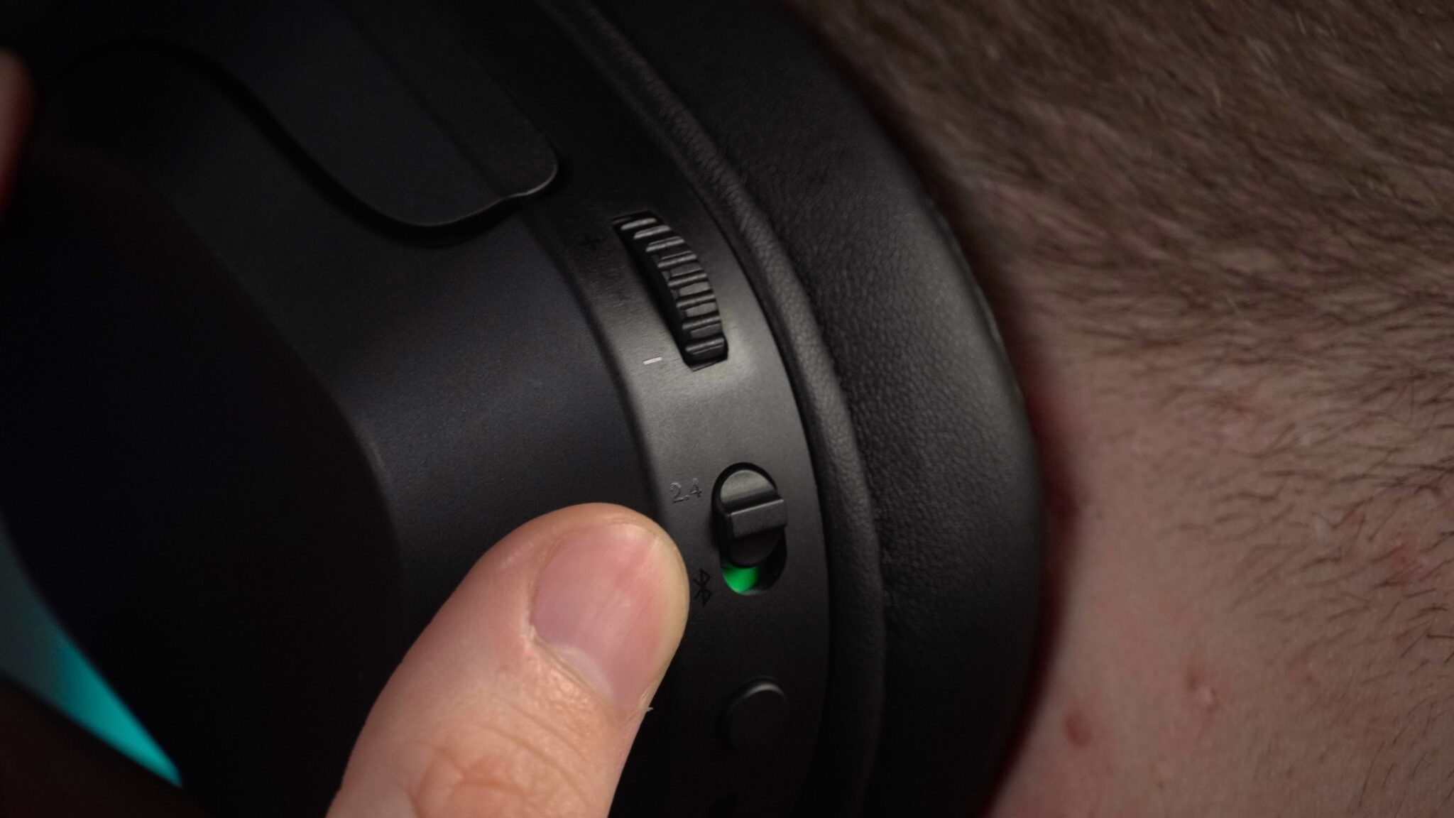 JLab Nightfall wireless gaming headset review - SoundGuys