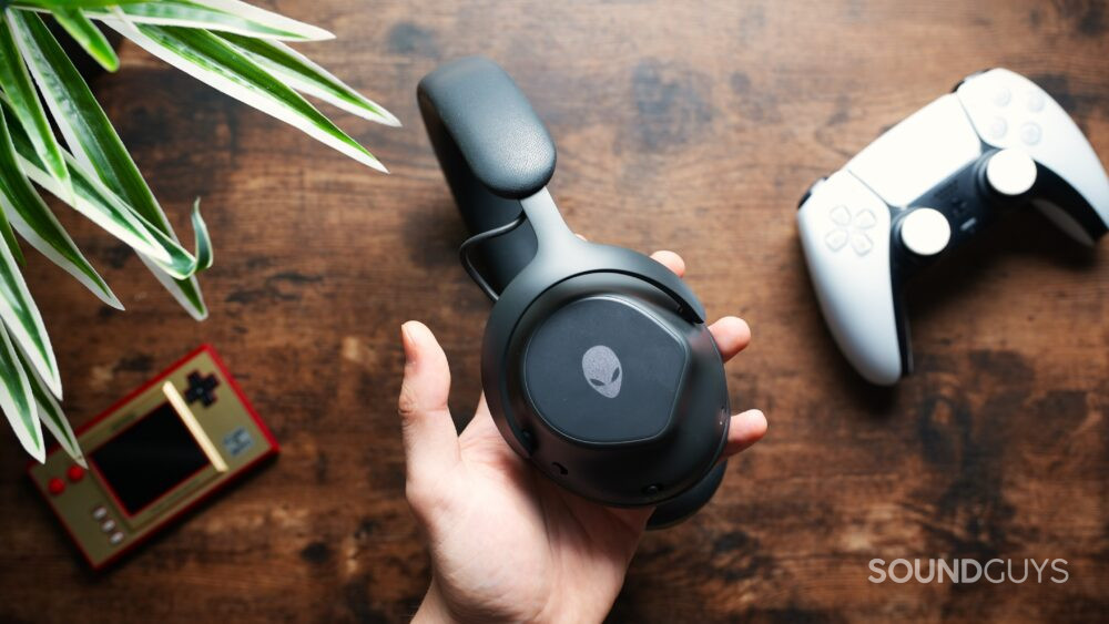 Alienware Pro Wireless review: The best gaming headset under $250 ...