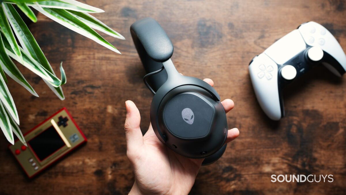 Alienware Pro Wireless review: The best gaming headset under $250 ...