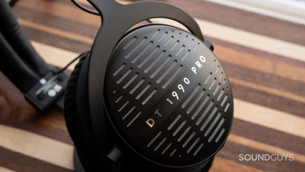 Beyerdynamic DT 1990 PRO MKII review - SoundGuys