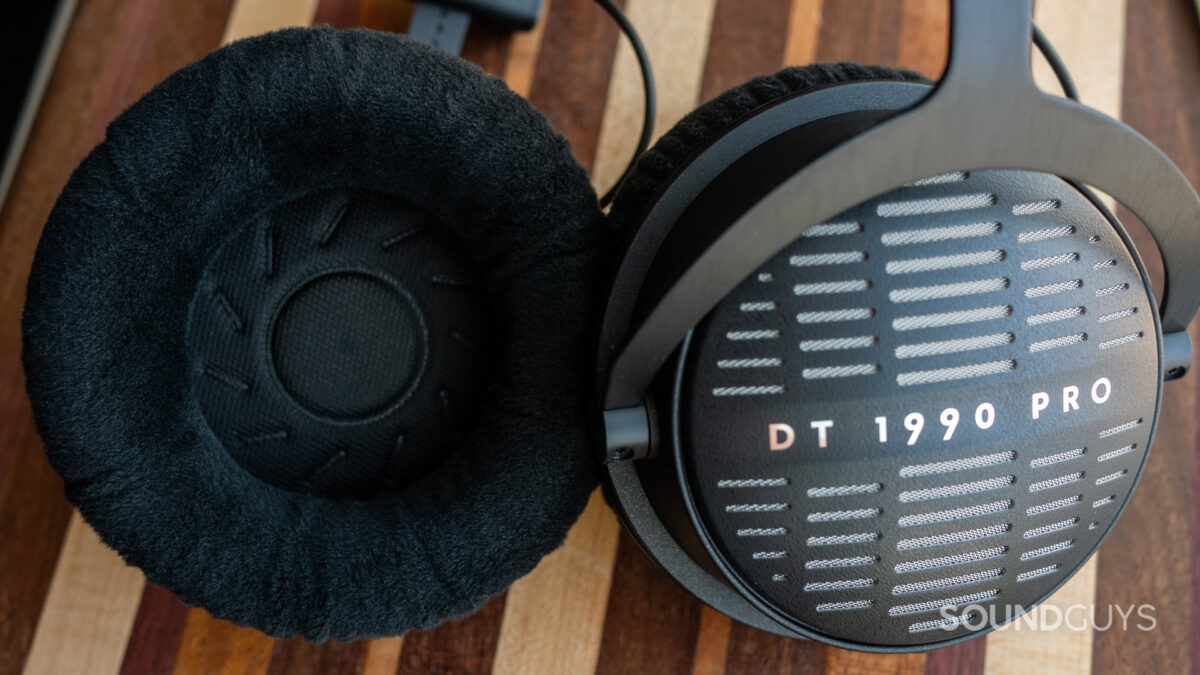 Beyerdynamic DT 1990 PRO MKII review - SoundGuys
