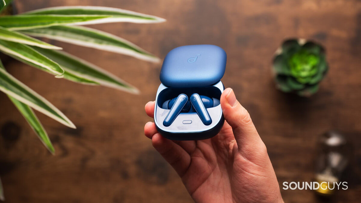 Anker Soundcore Liberty 5 vs Skullcandy Method 360 ANC - SoundGuys