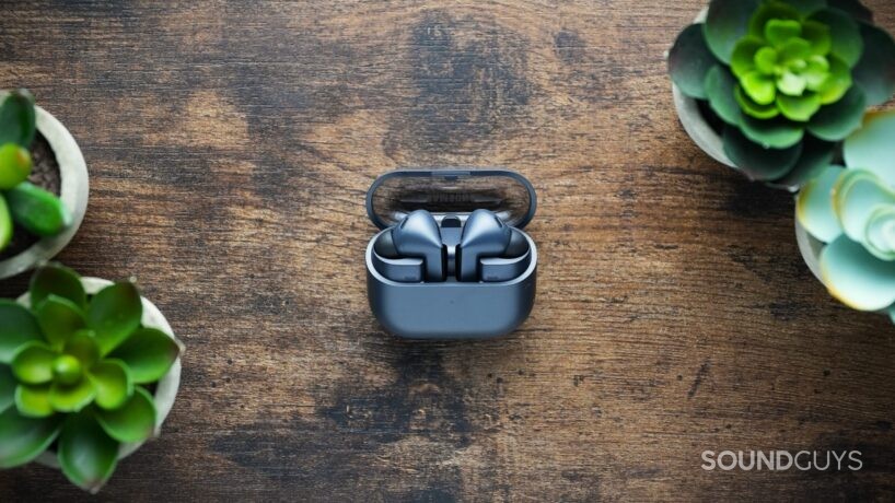 Samsung Galaxy Buds 3 FE review: The Goldilocks of Galaxy Buds - SoundGuys