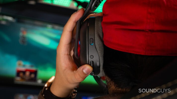 Logitech A20 X Review: Connect to everything, just not all at once ...