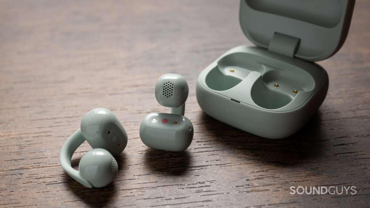 Sony LinkBuds Clip vs Bose Ultra Open Earbuds: Which open-ear earbuds ...