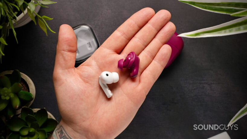 Samsung Galaxy Buds 4 Pro vs Bose QuietComfort Ultra (2nd Gen): $249 vs ...